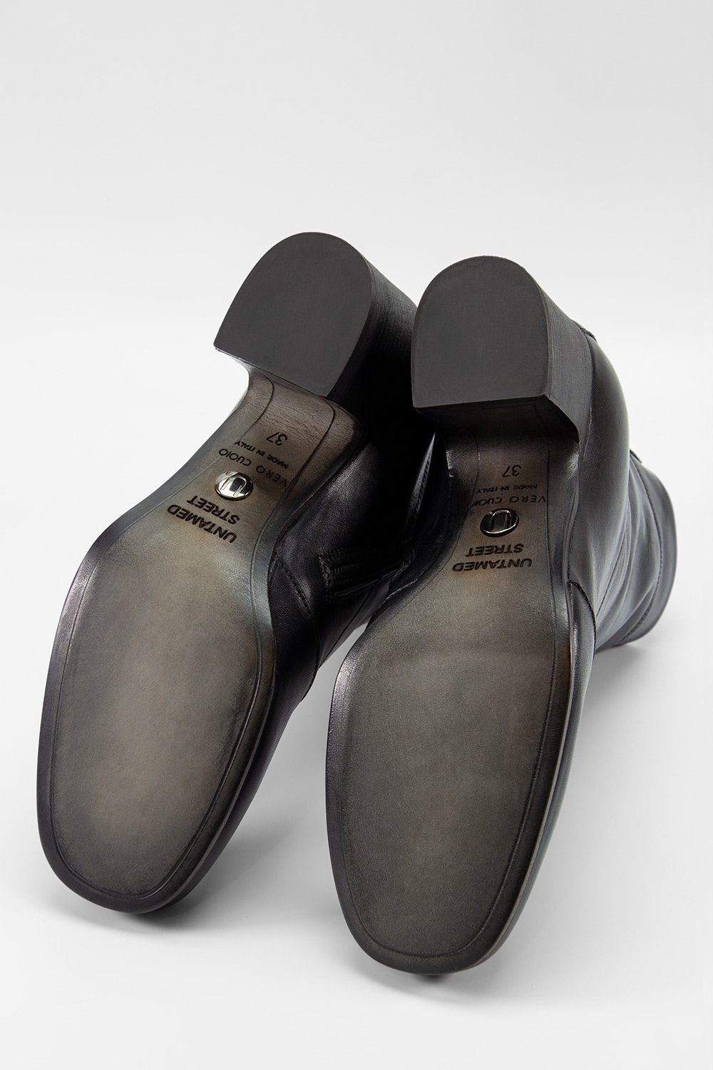 MOORE black fitted ankle boots | untamed street – UNTAMED STREET